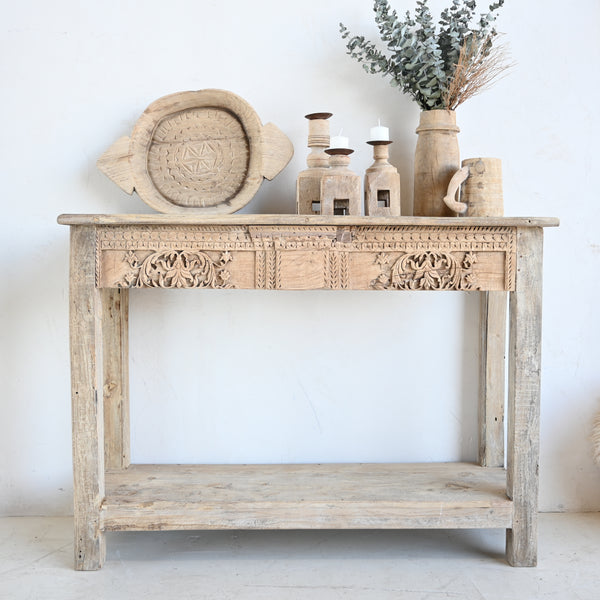 Indian Console 271796 – Alabaster Trader